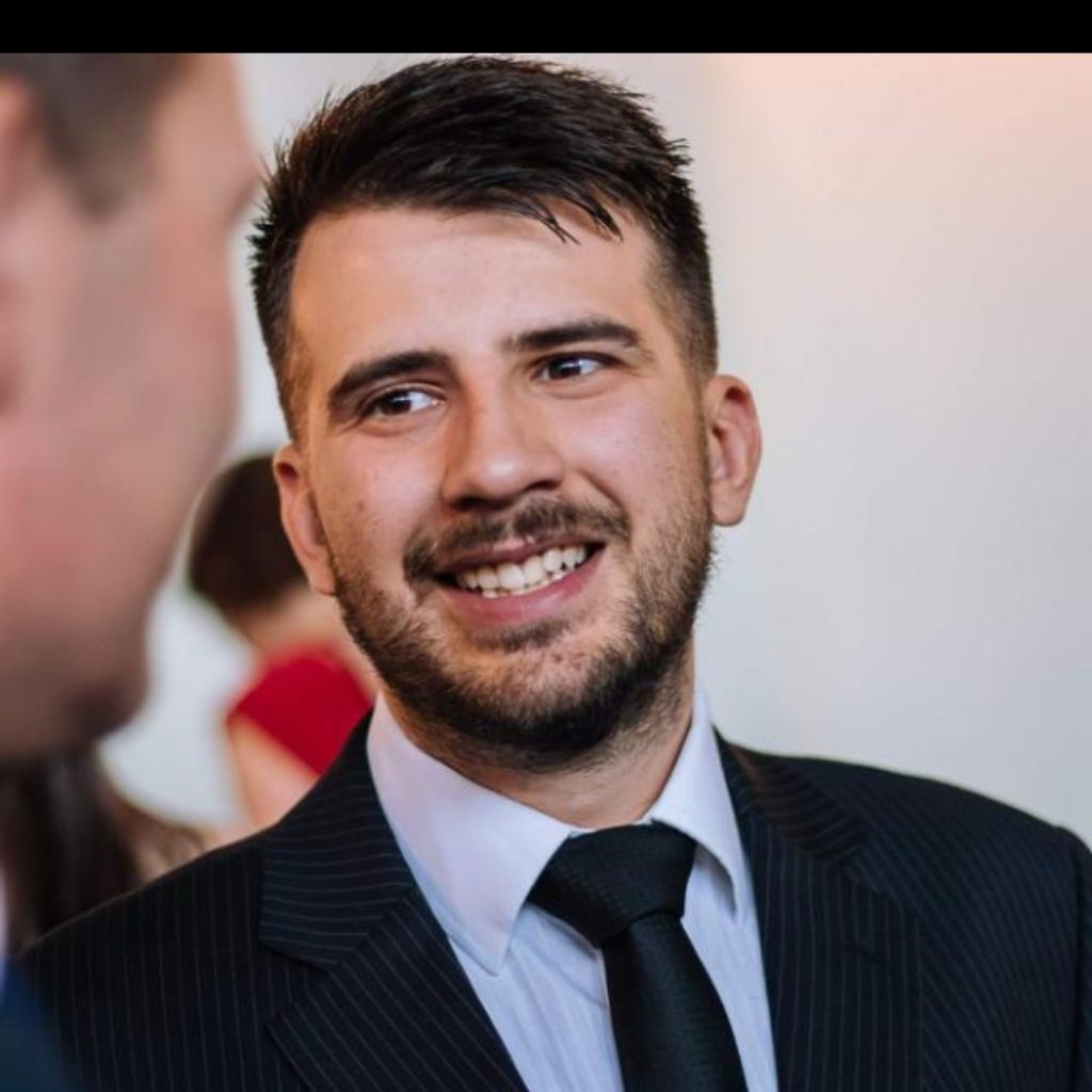 Tom Amos | ScreenRant