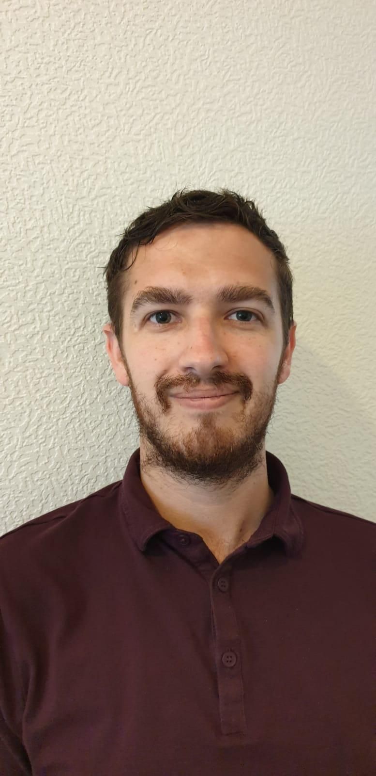 Simon Hahn | ScreenRant