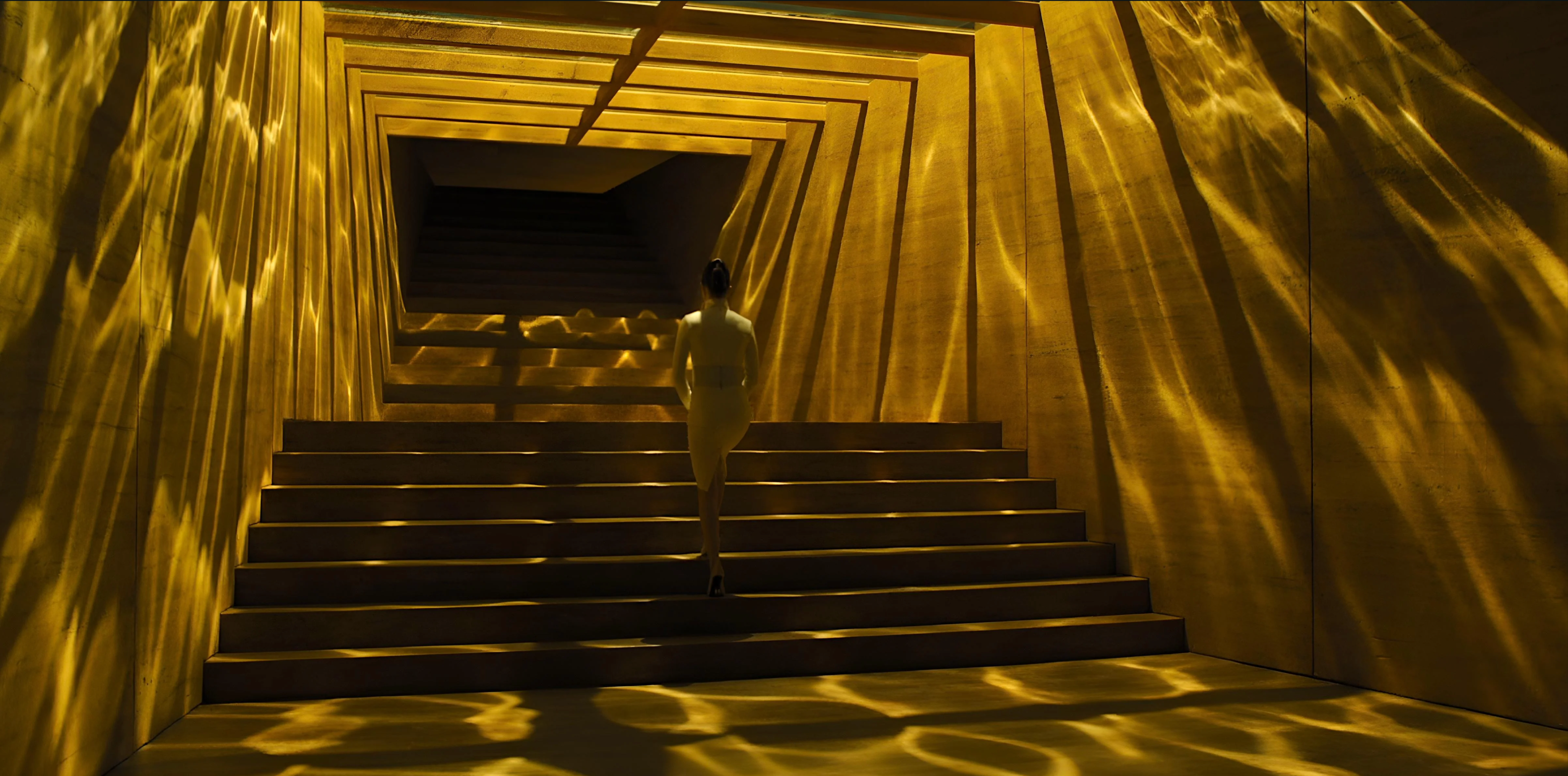 Greg MacArthur | ScreenRant