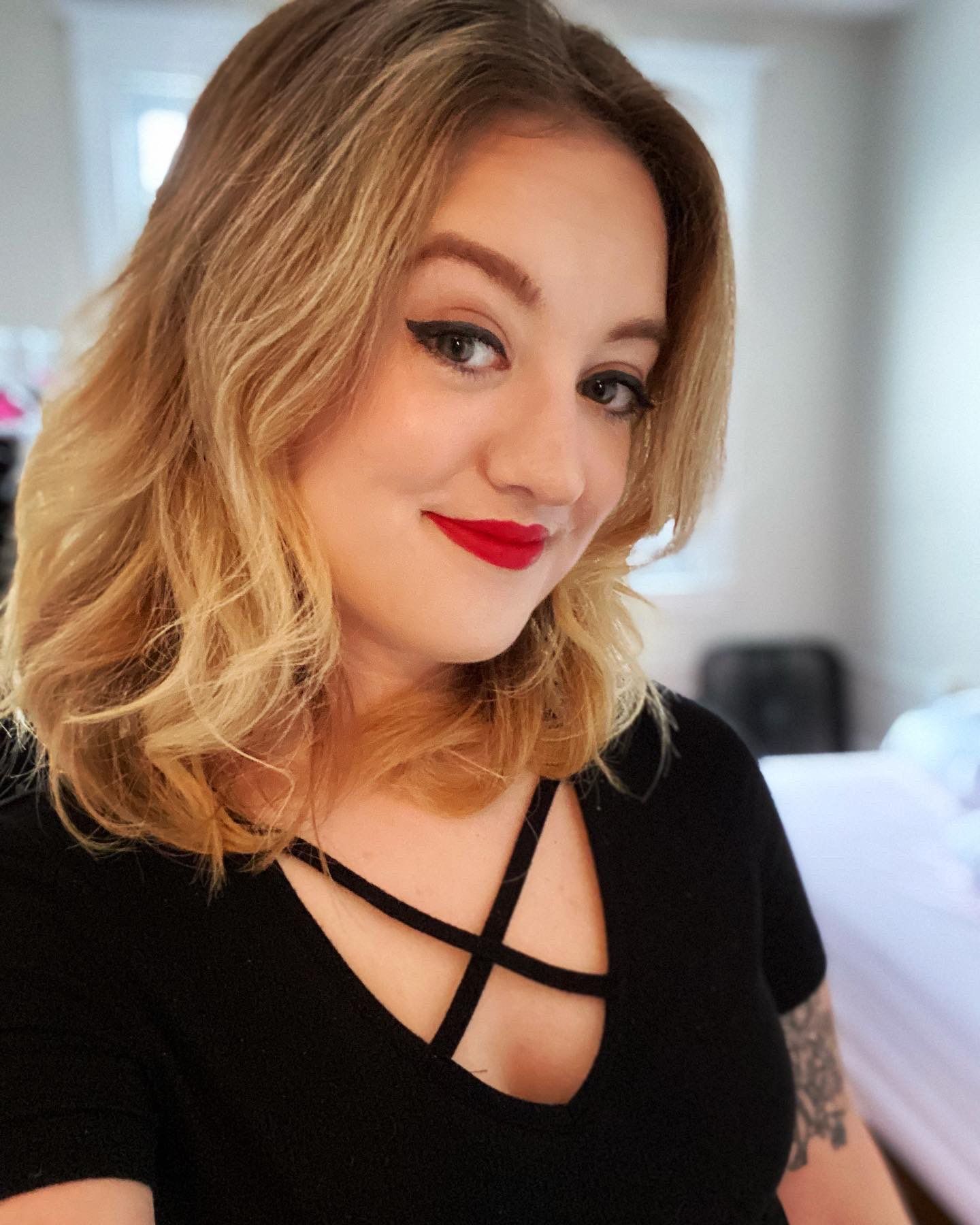 Liz Declan | ScreenRant