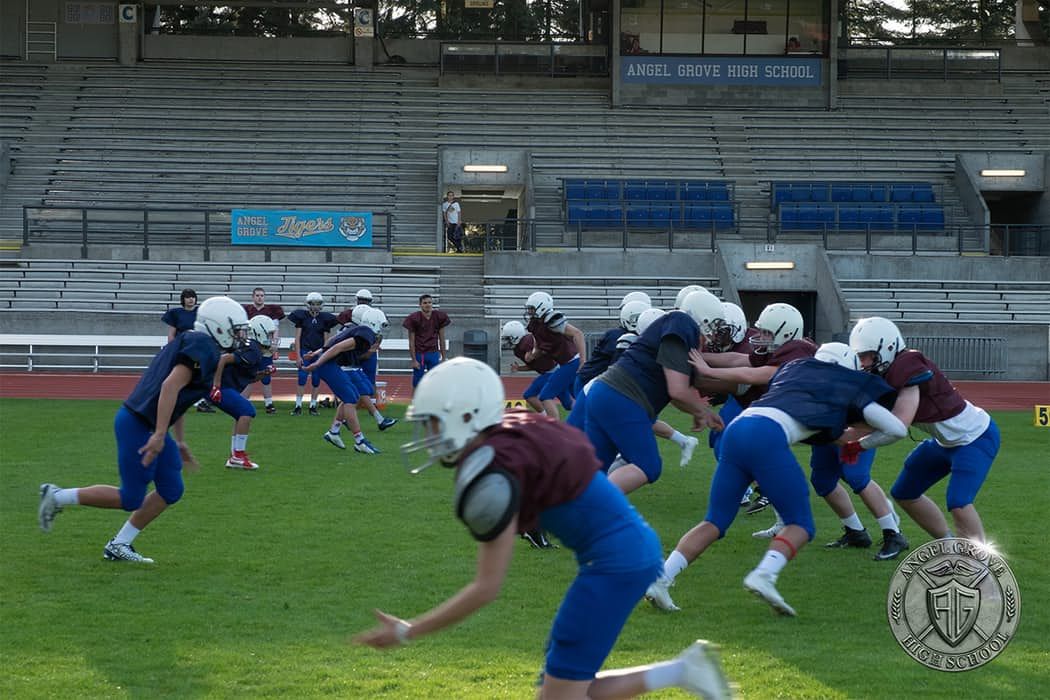 New Power Rangers Images: Rita Repulsa Turns Heads