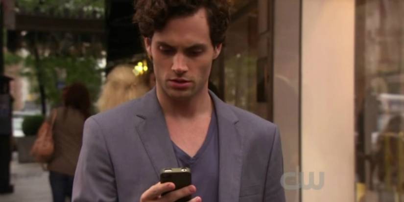 Who Is Gossip Girl: Character Identity Explained