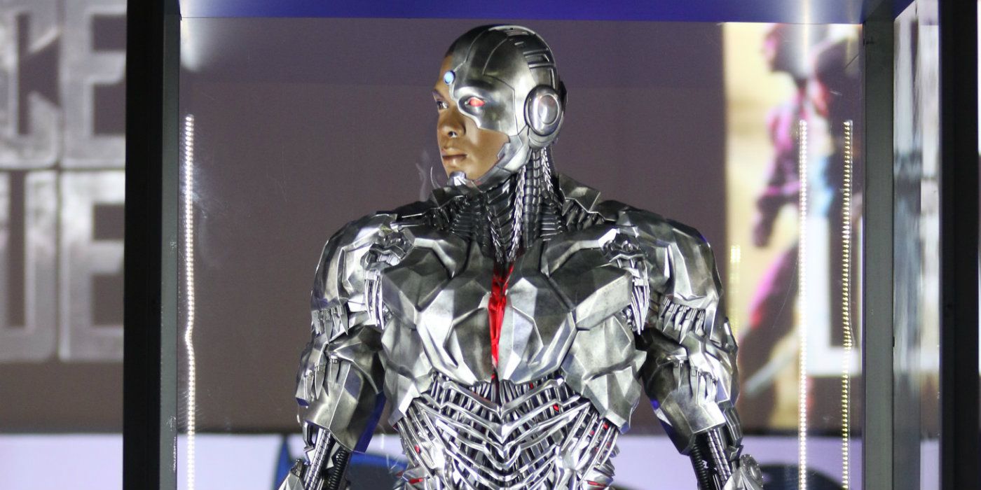 Get a Closer Look at Justice League Costumes