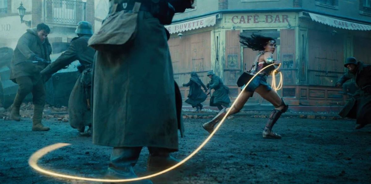 Wonder Woman Brings Lasso Of Truth To Dceu