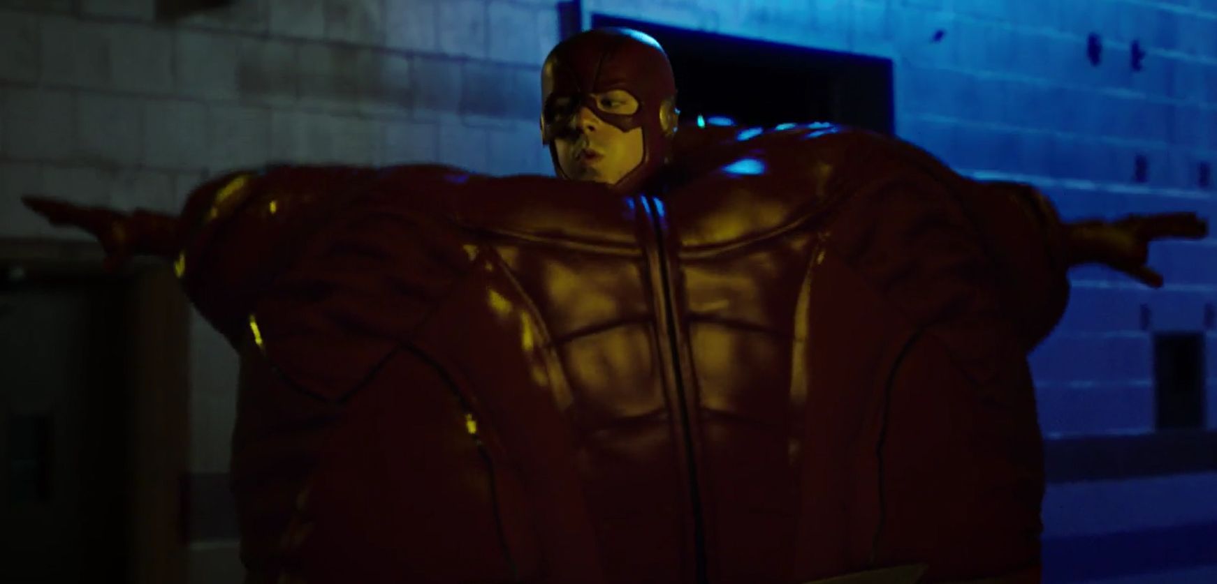 The Flash: Barry's New Suit Explained