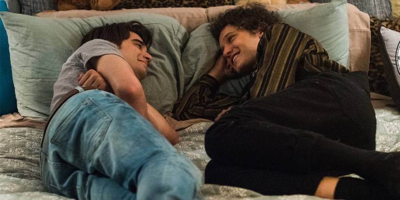The 15 Best Gay & LGBTQ+ Rom-Coms (& Where To Stream Them)