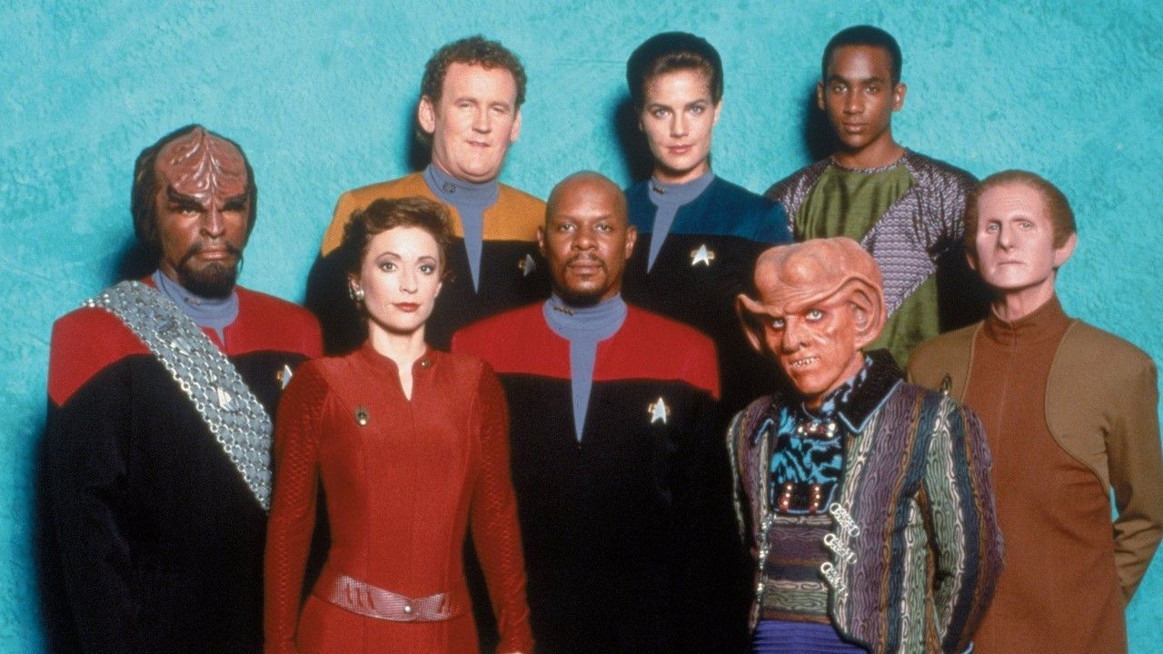 Star Trek: 9 Couples That Hurt DS9 (And 16 That Saved It)