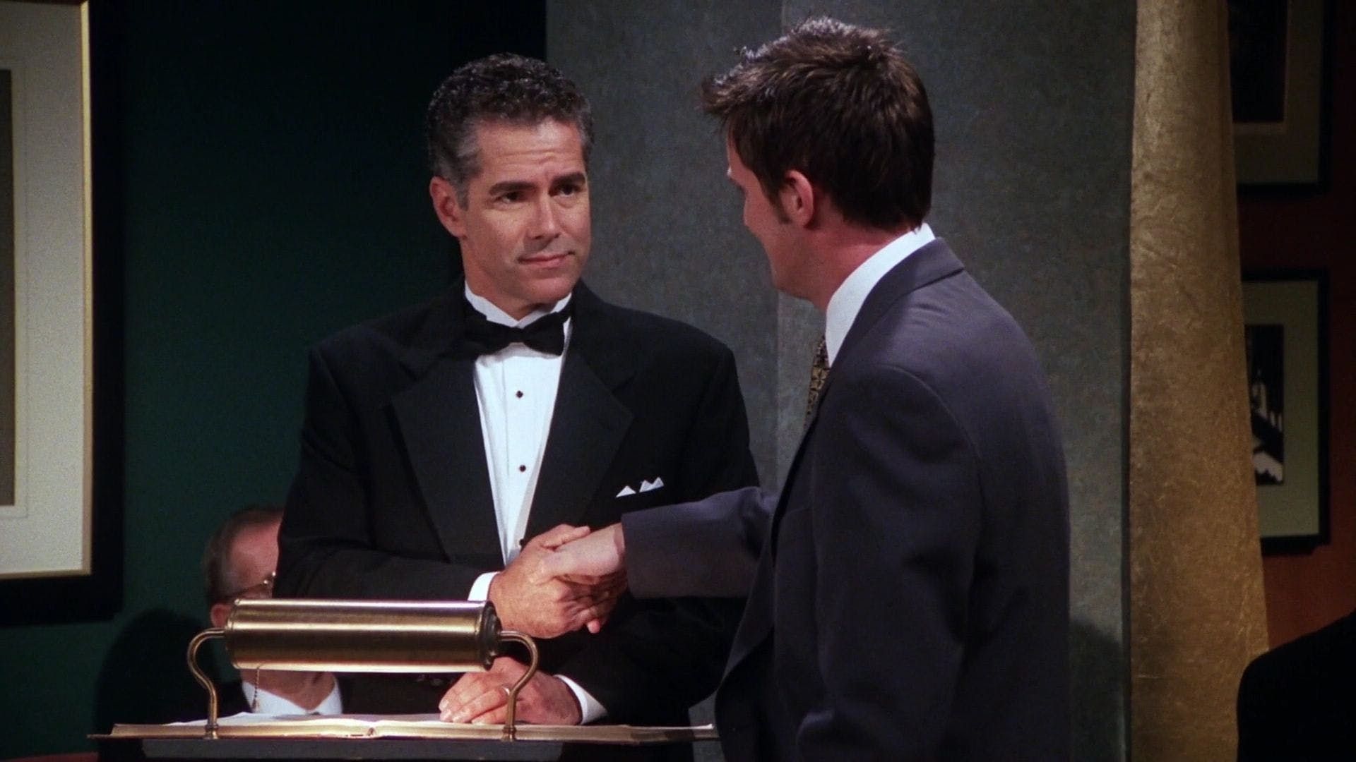 Friends: 20 Glaring Plots Holes Fans Can’t Unsee