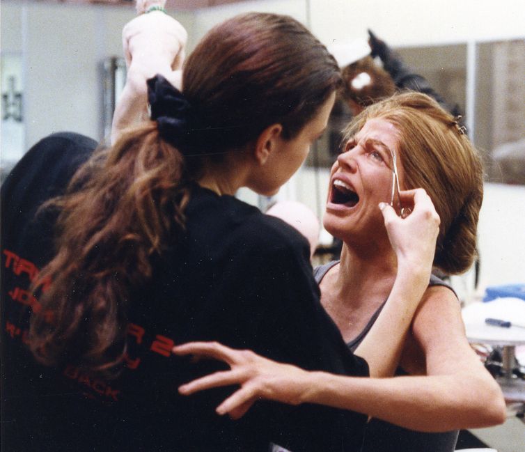 Terminator: 25 Behind-The-Scenes Photos That Change Everything