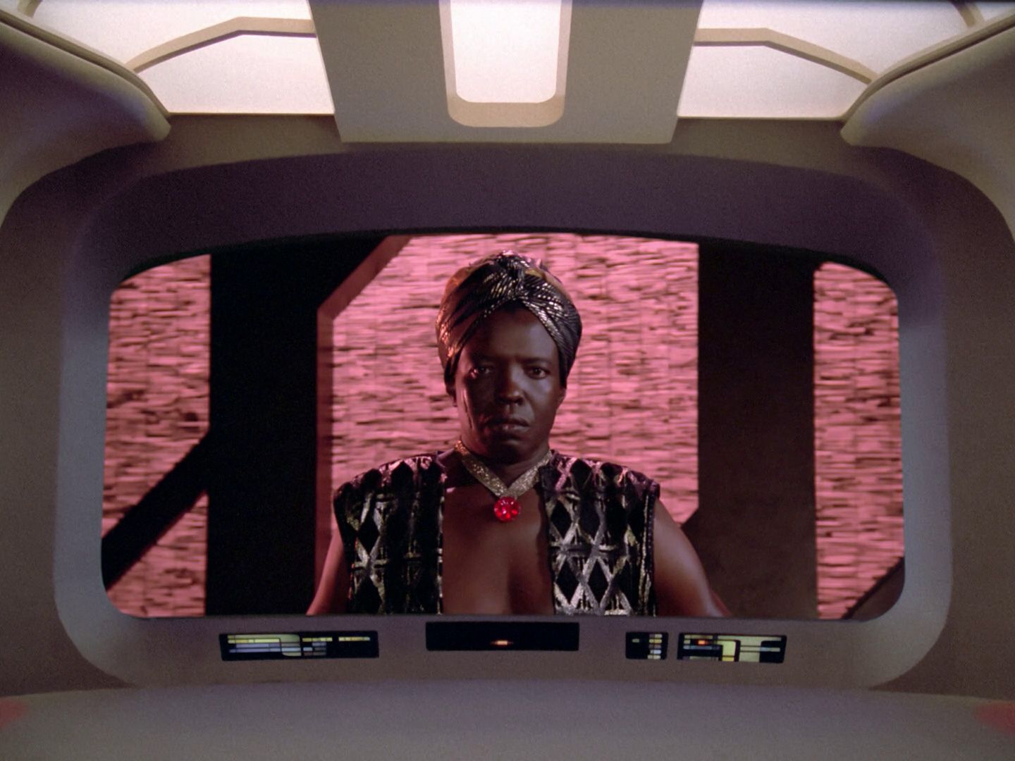 Star Trek: Top 10 Worst One-Off Romances, Ranked