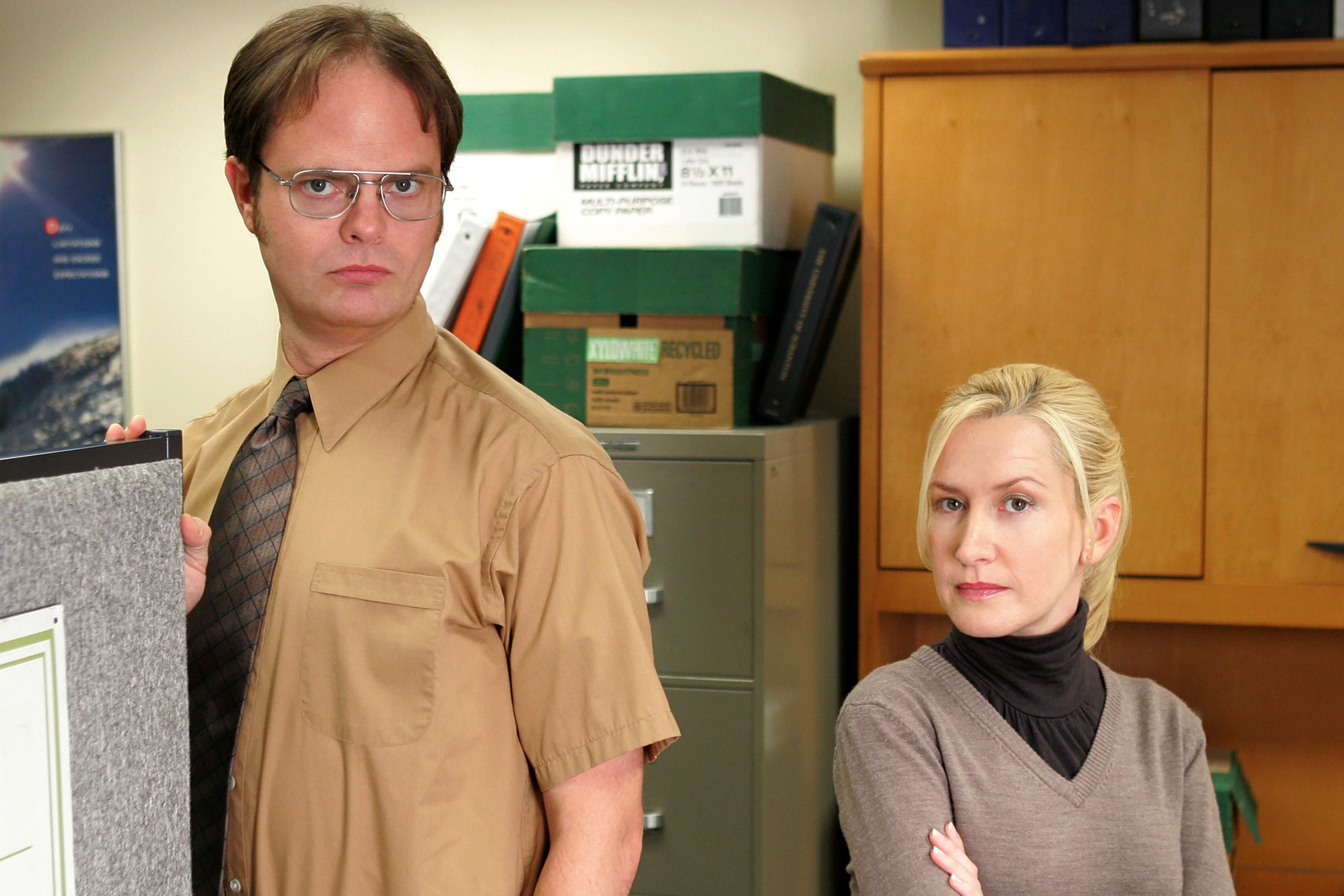 The Office: 10 of the Worst Things Angela Has Ever Done