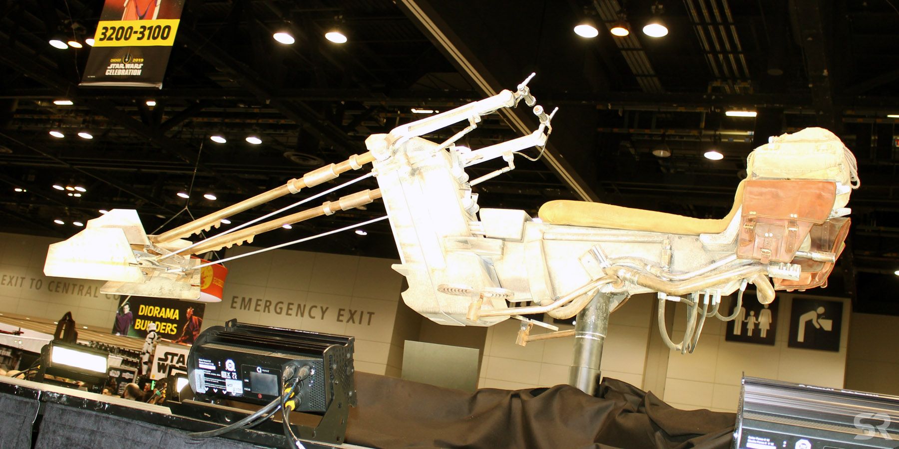 Mandalorian Speeder Bike Revealed At Star Wars Celebration 2019