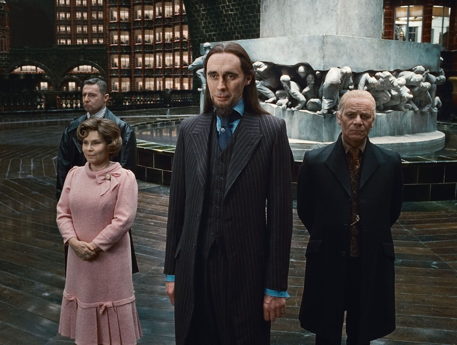 Harry Potter: 10 Things About The Ministry Of Magic The Movies Leave Out
