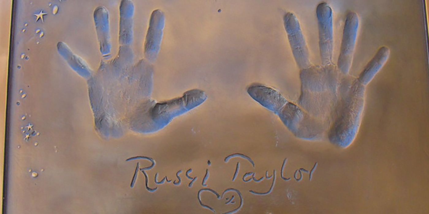 Minnie Mouse Voice Actor Russi Taylor Dies at 75