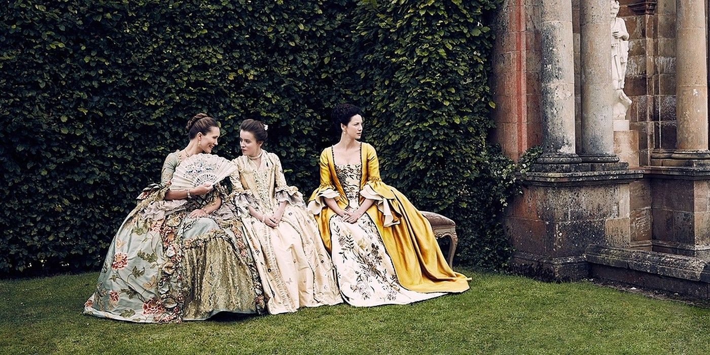 Outlander: 10 Best Costumes On The Show, Ranked