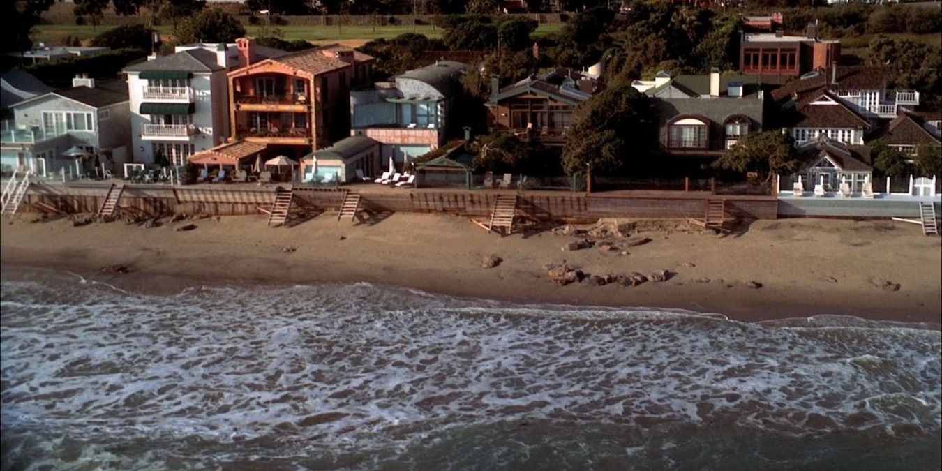 10 Things You Didn’t Know About The Two And A Half Men Theme Song & Intro