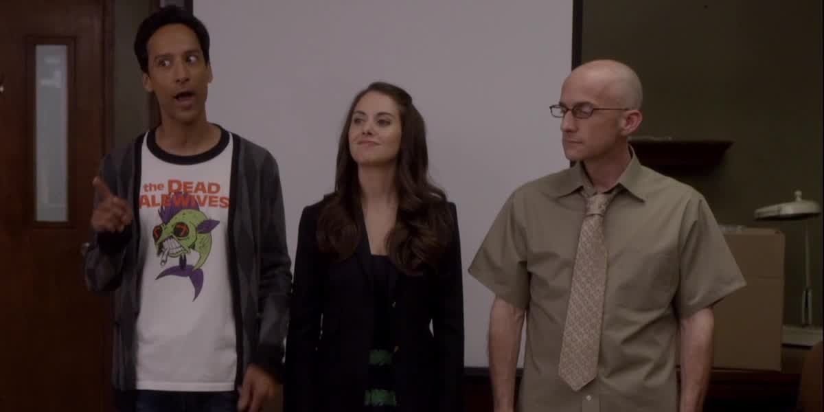 Community: 5 Reasons Why Craig Was A Bad Dean (& 5 Why He Was The Best)