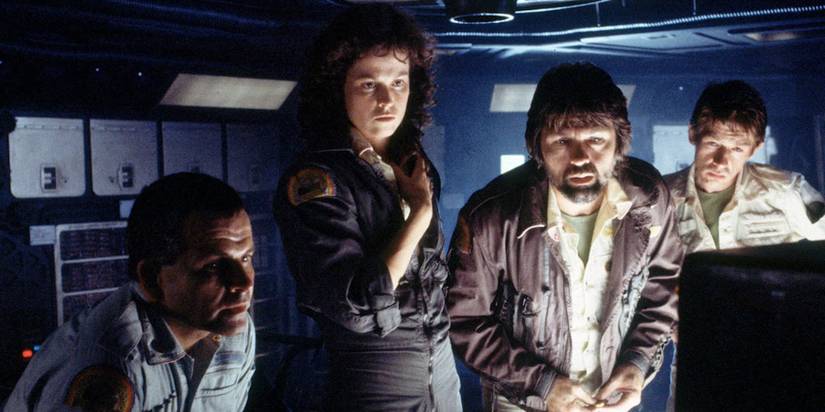 15 Hidden Details Everyone Missed In The Original Alien