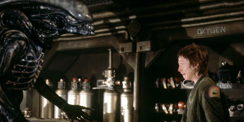 15 Hidden Details Everyone Missed In The Original Alien