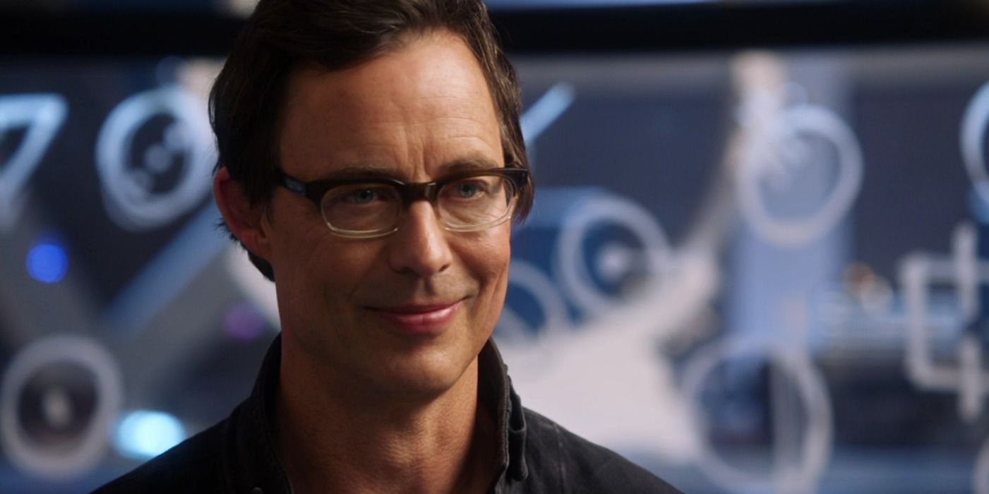The Flash Season 6 Has ANOTHER Harrison Wells: Which Version Is He?