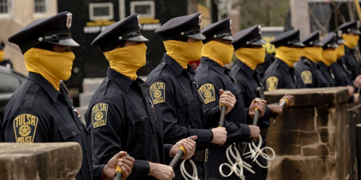 Every Costume In Watchmen, Ranked