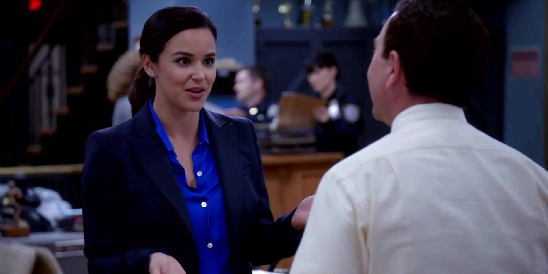 Brooklyn Nine-Nine: Every Main Character, Ranked By Intelligence