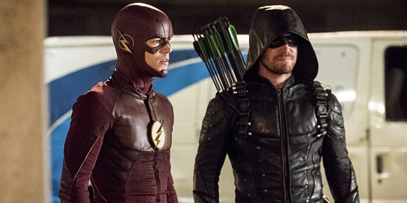 Arrow’s Stephen Amell Reveals His Favorite Crossover Actor To Work With