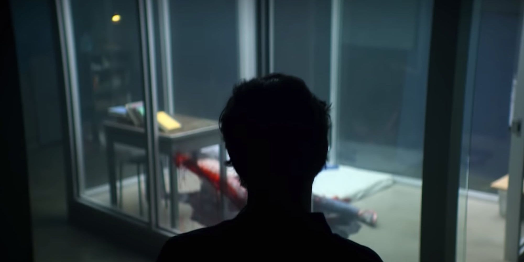 YOU Season 2: 10 Plot Holes That Make No Sense