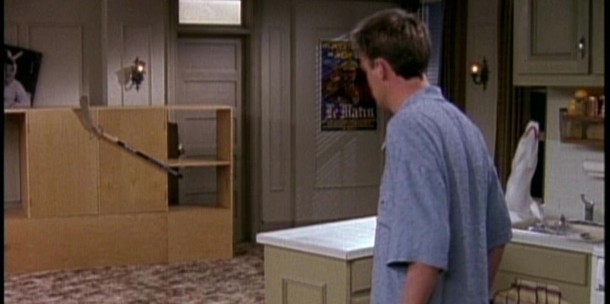 Friends: Joey's 10 Most Cringeworthy Moments