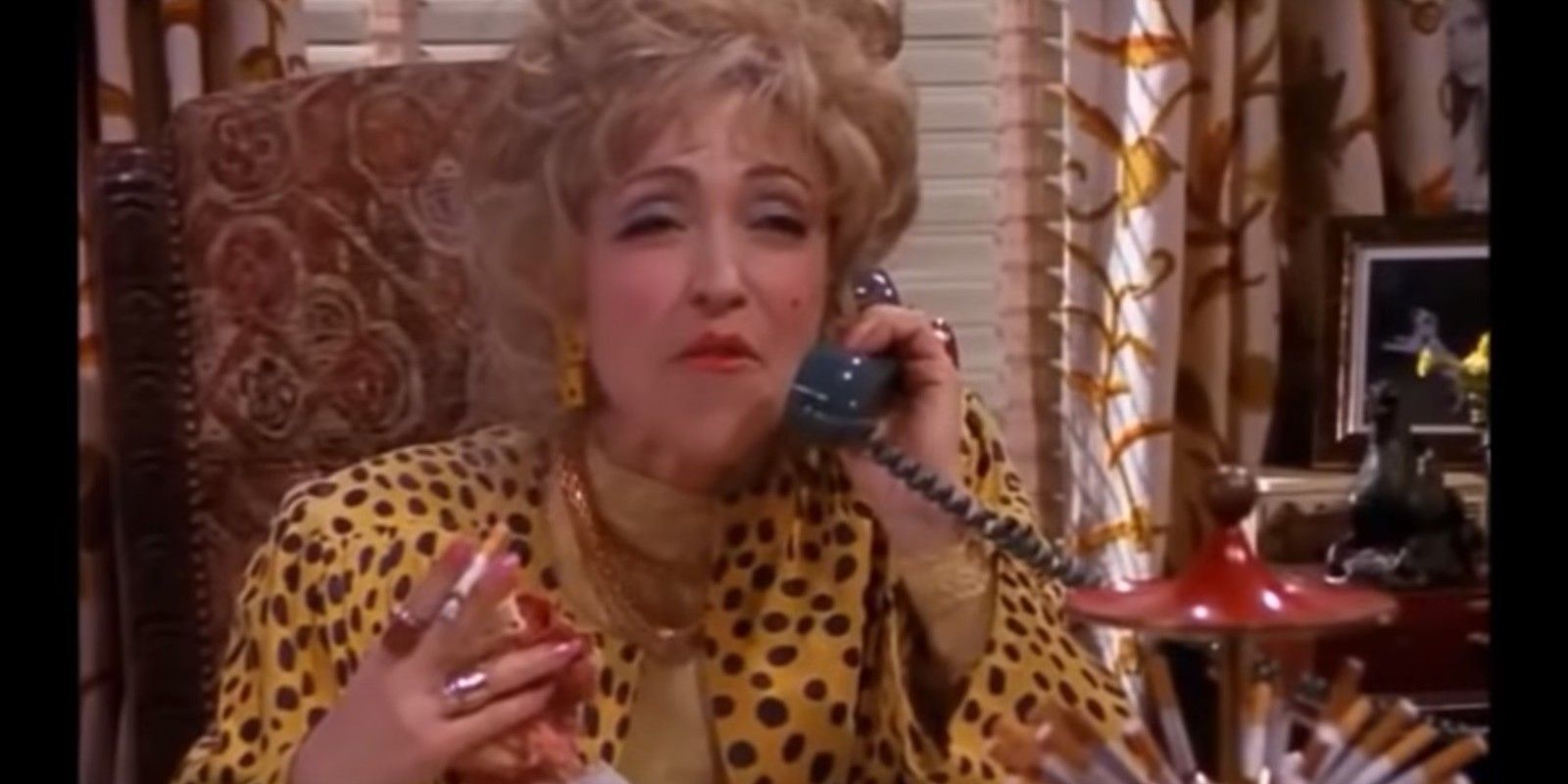 Friends: Estelle 10 Hilarious Quotes, Ranked