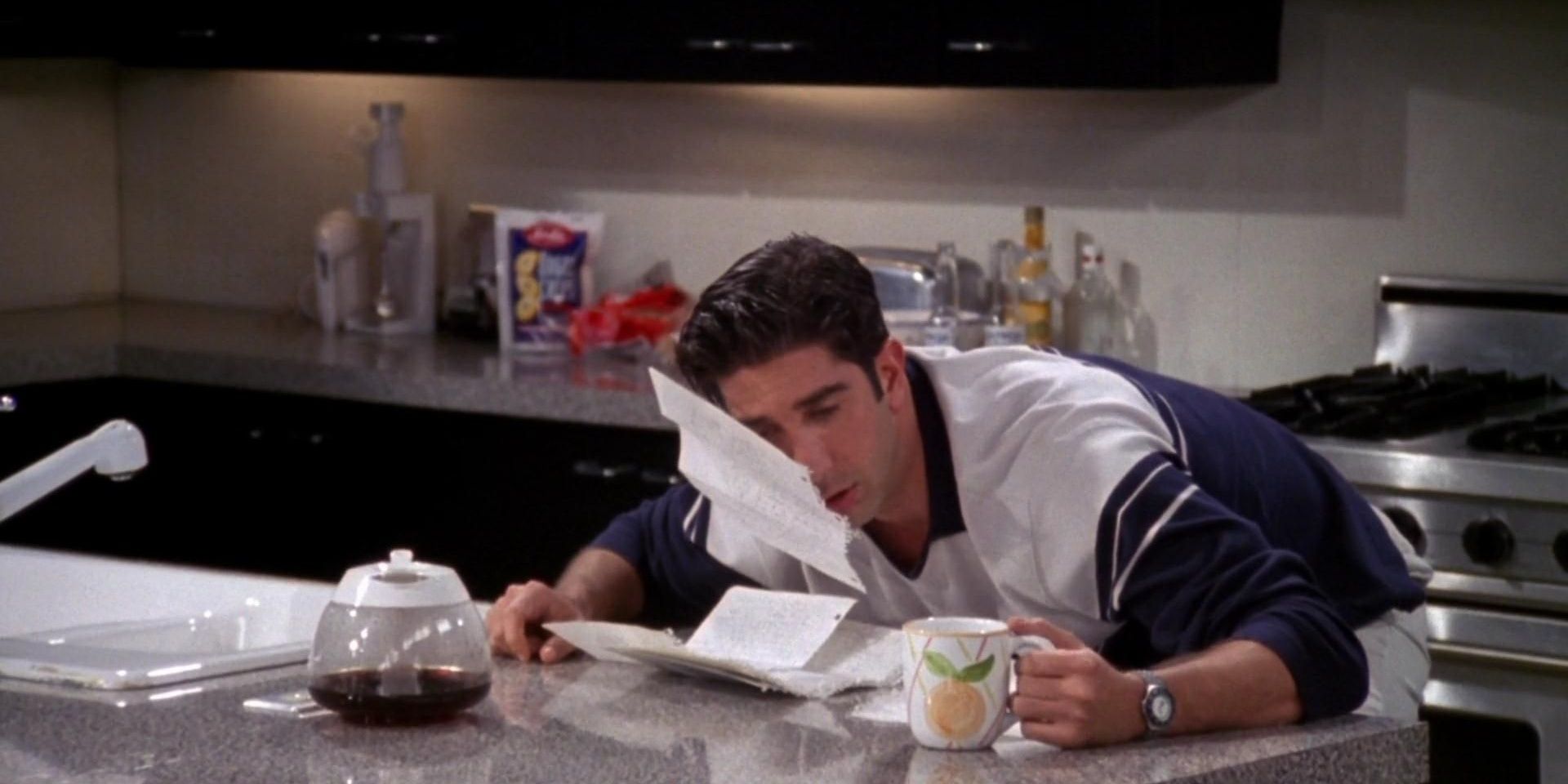 Friends: 10 Things Ross Did That Fans Just Can't Let Go