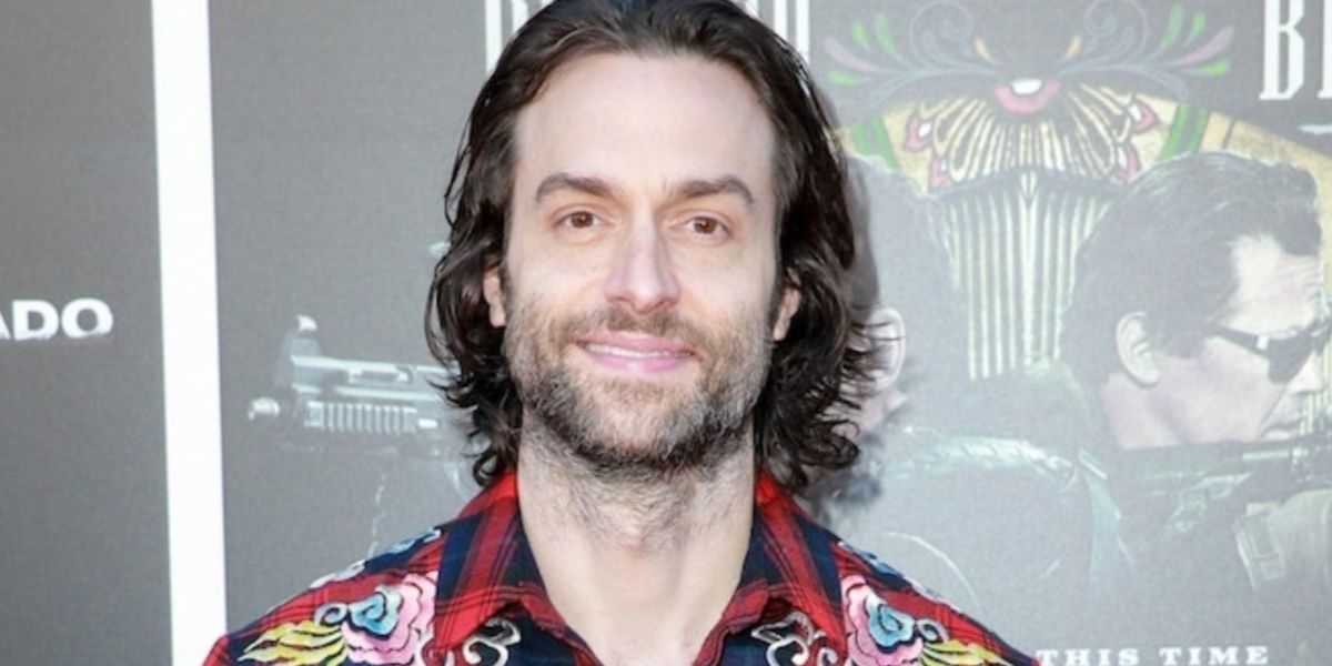 YOU Season 2: 10 Plot Holes That Make No Sense