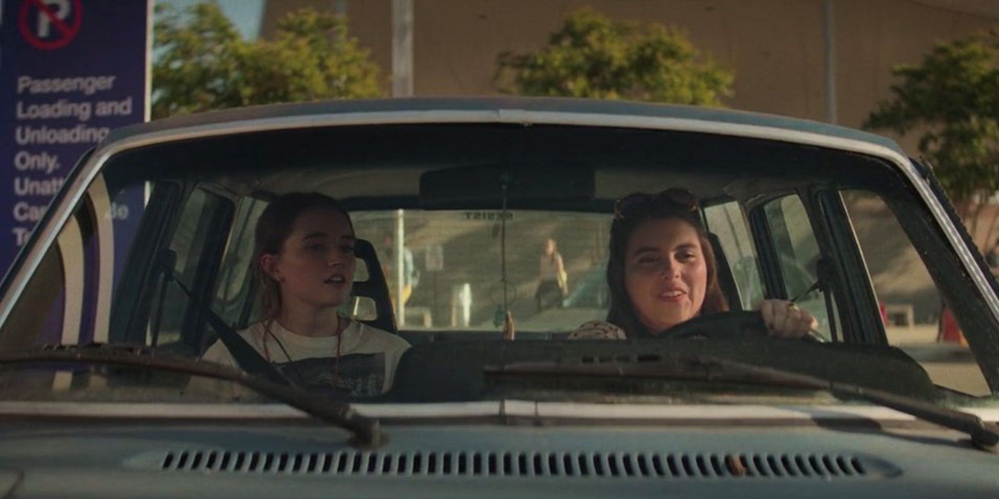 Booksmart: 5 Scenes That Made Us Laugh Out Loud (& 5 That Hit Us In The ...