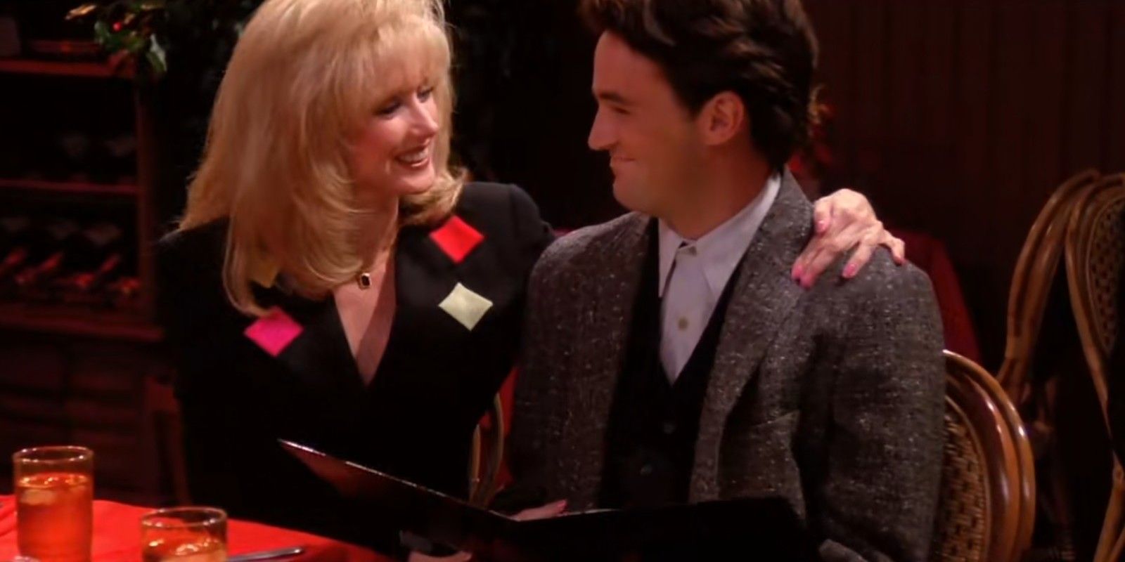 Friends: The 10 Best Guest Stars Who Played Family Members, Ranked