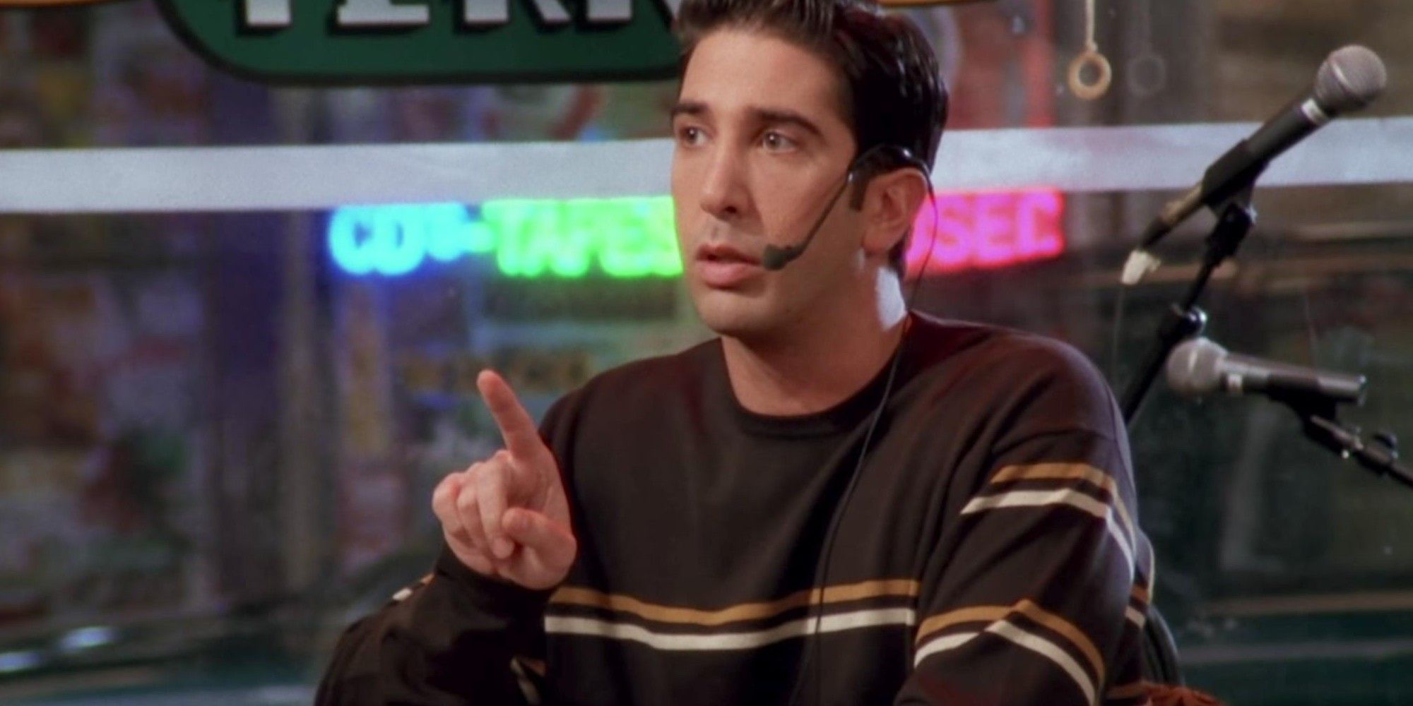 Friends: 10 Most Annoying Things Ross Ever Did