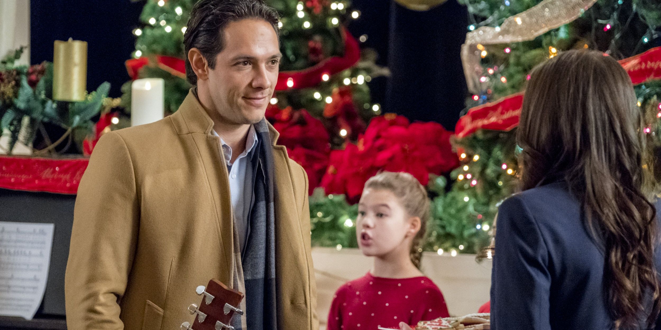 The 10 Worst Hallmark Christmas Movie Relationships Of The Decade, Ranked