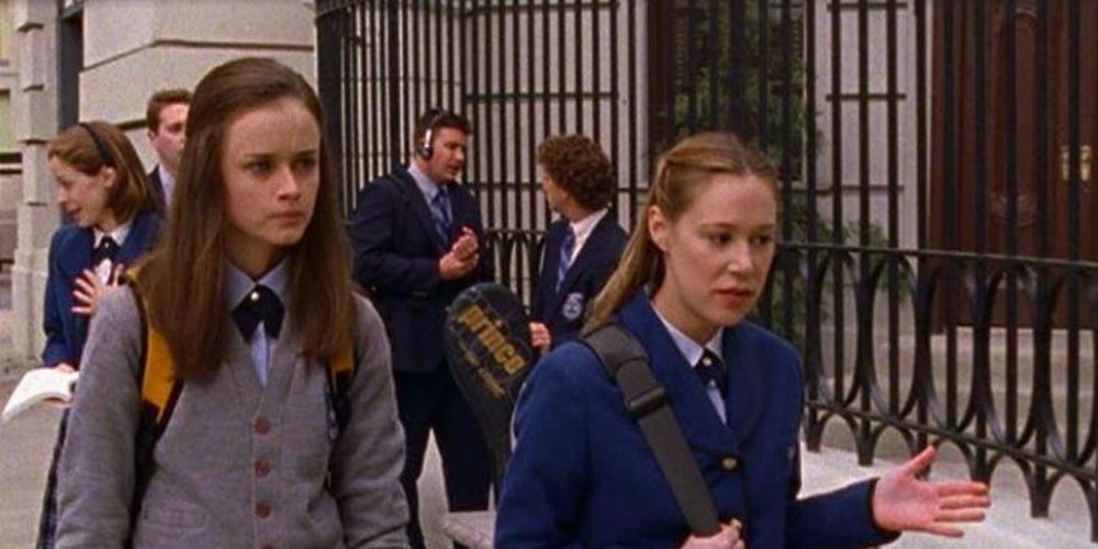 Gilmore Girls: 10 Reasons Rory & Paris Aren't Real Friends