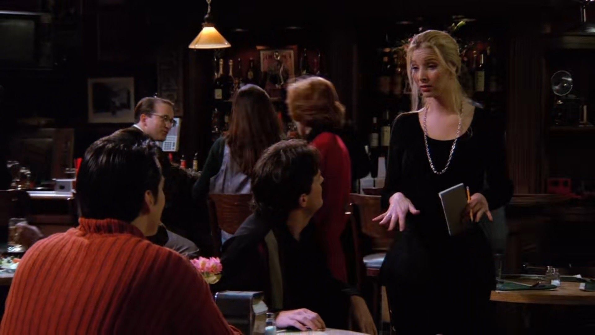 Friends: 5 Of Joey's Girlfriends We'd Love To Date (& 5 We Wouldn't)