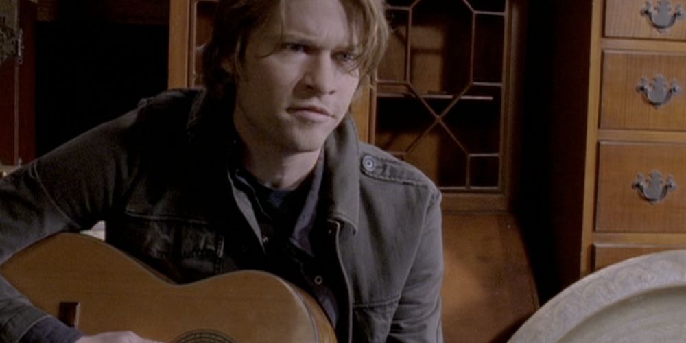 Gilmore Girls: 10 Unpopular Opinions About Zack, According To Reddit
