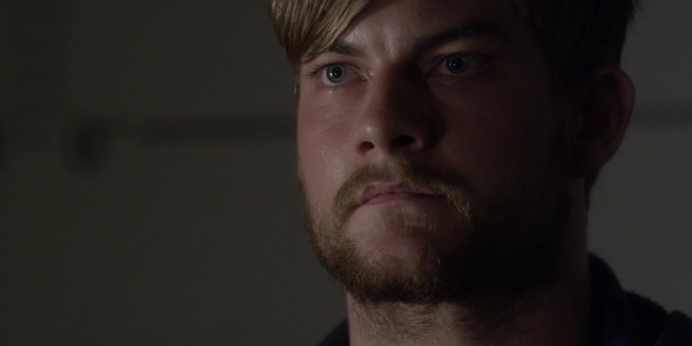 Pretty Little Liars: 10 Storylines The Show Dropped