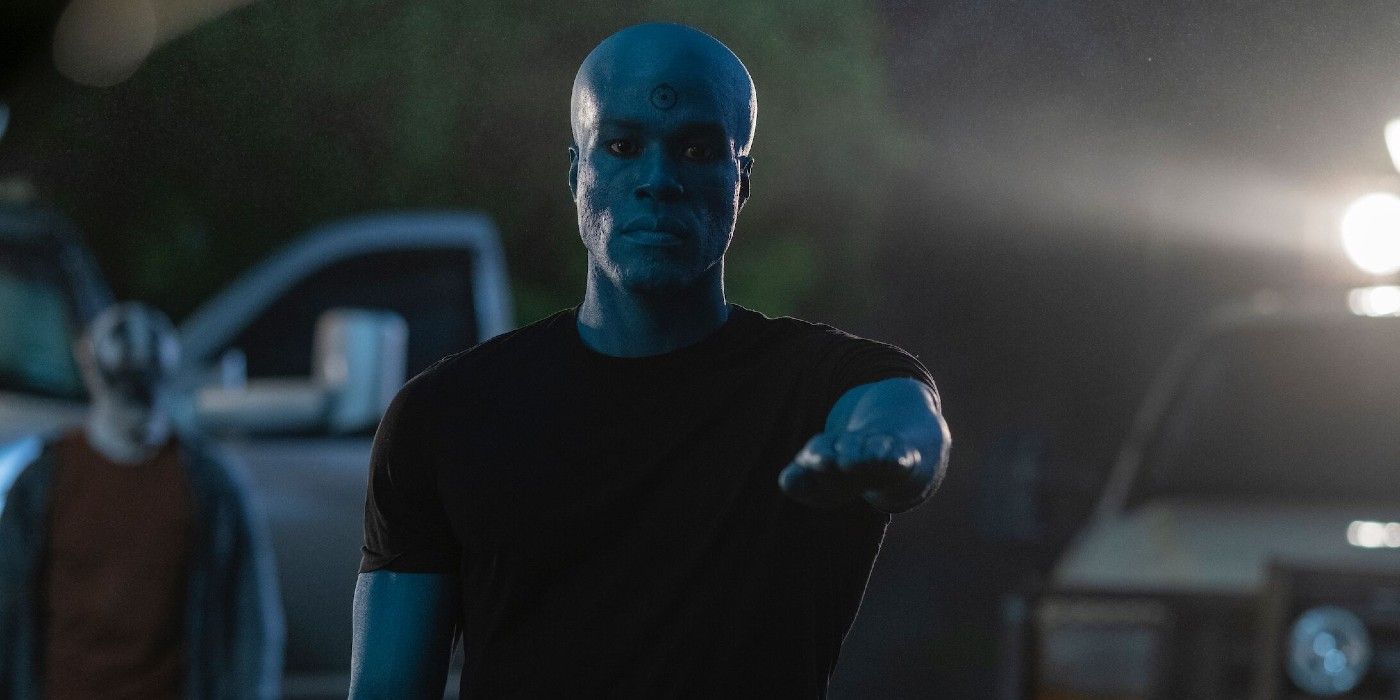 Watchmen: 10 Questions About The Graphic Novel We Wanted Answered Watchmen: 10 Questions About The Graphic Novel We Wanted Answered