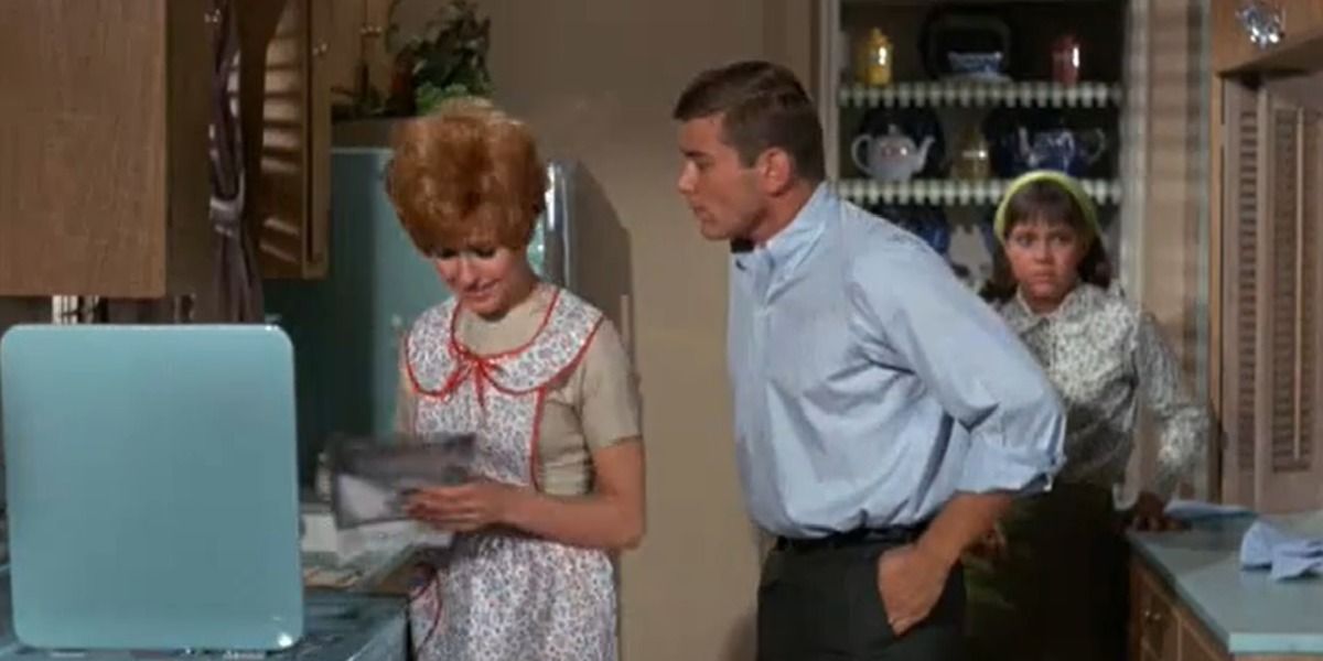Gidget: 10 Jokes That Aged Rather Poorly