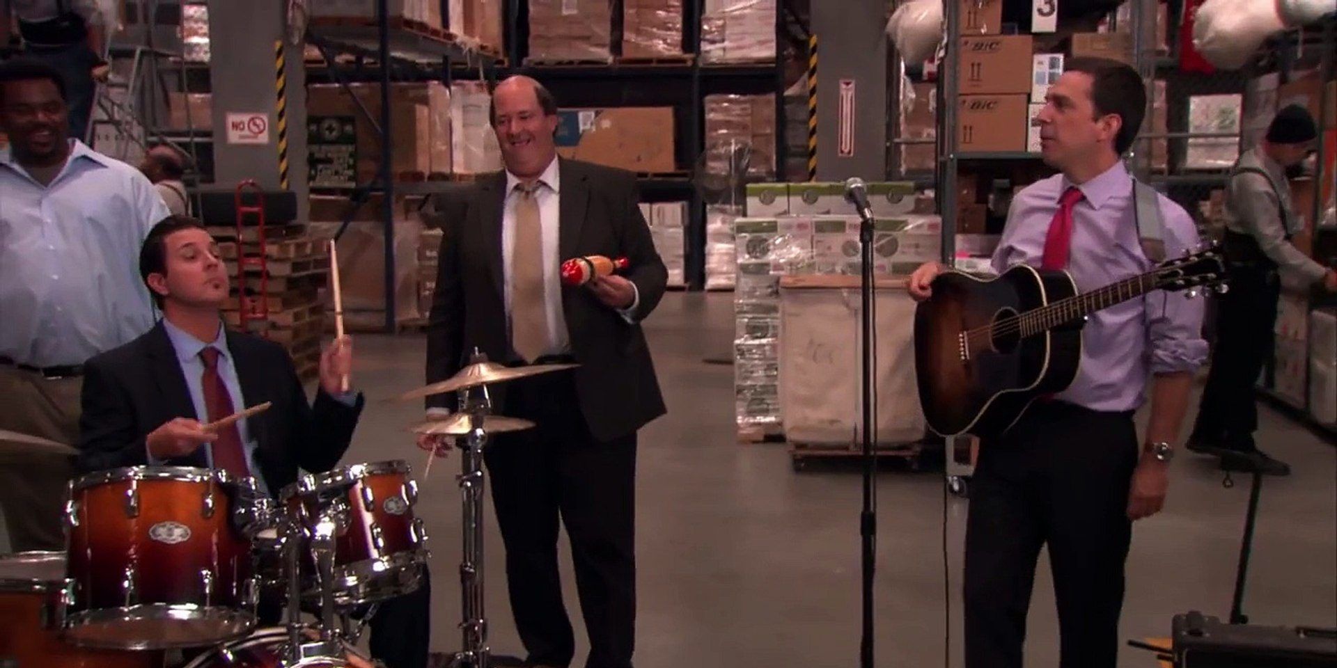 The Office: 10 Ways Kevin Changed Throughout The Series