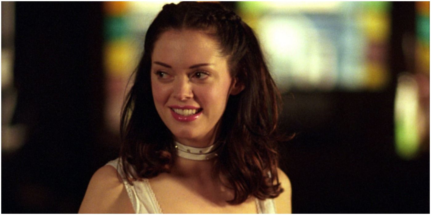 Charmed: 5 Reasons Why Paige Is The Superior Sister (& 5 Why It's Prue)