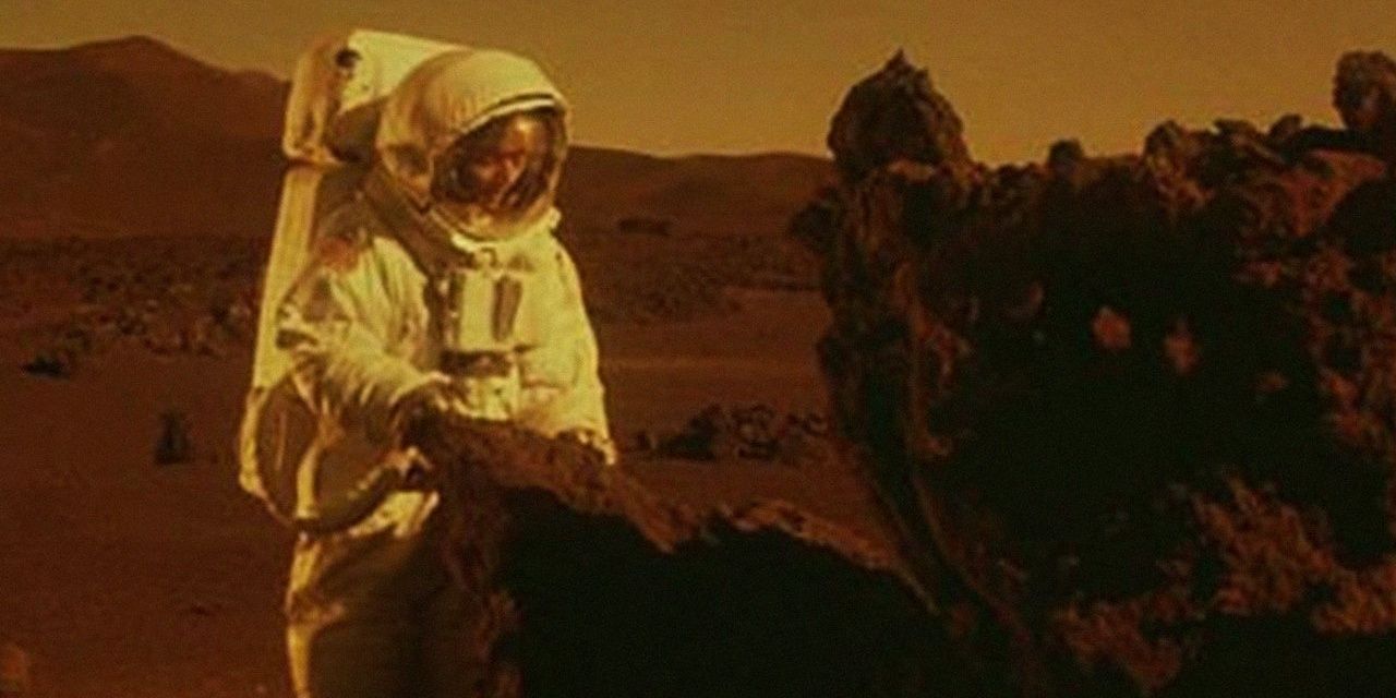 As The Light Goes Out: 10 Best Foreign Disaster Films