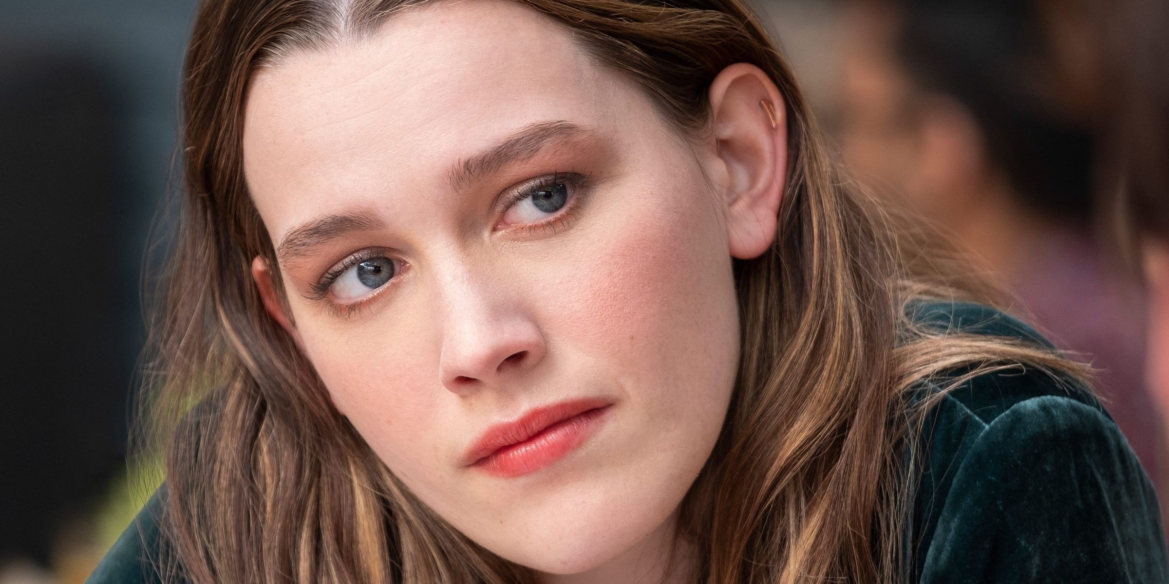 10 Behind The Scenes Secrets About Netflix's "You"