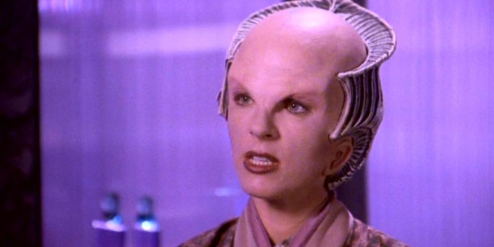 Babylon 5: 10 Hidden Details About The Costumes You Didn't Know