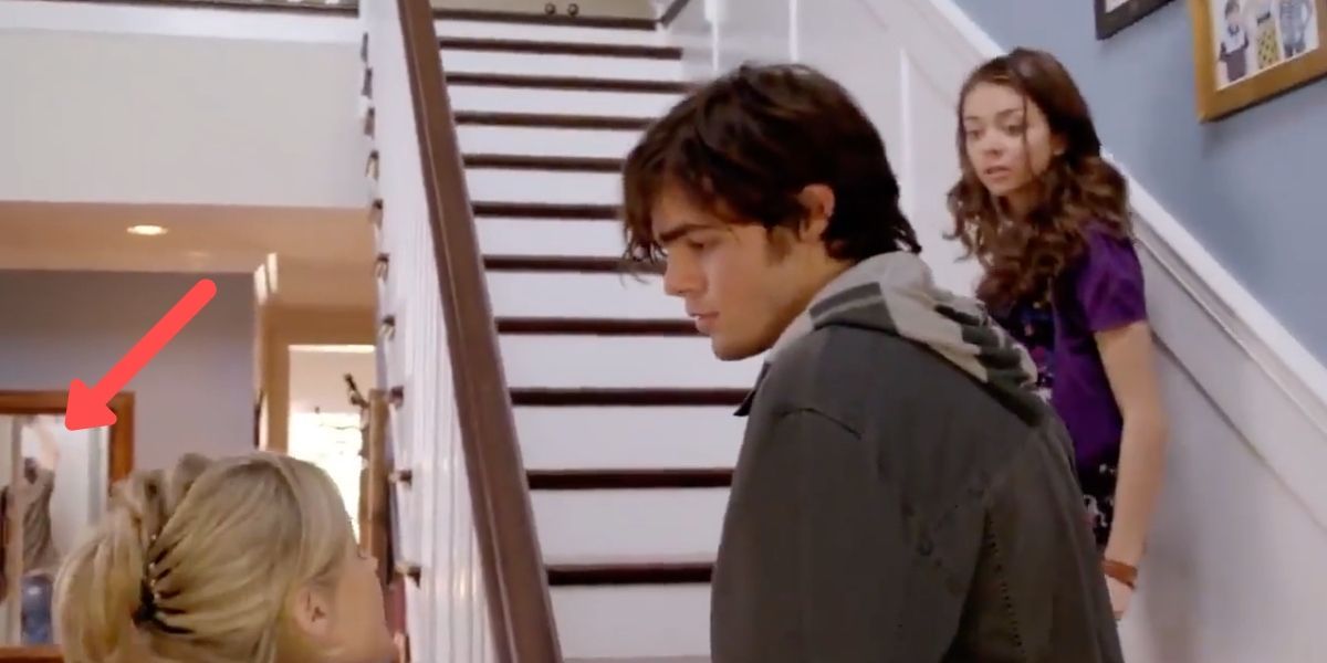 Modern Family: 12 Things You Never Noticed About The First Episode