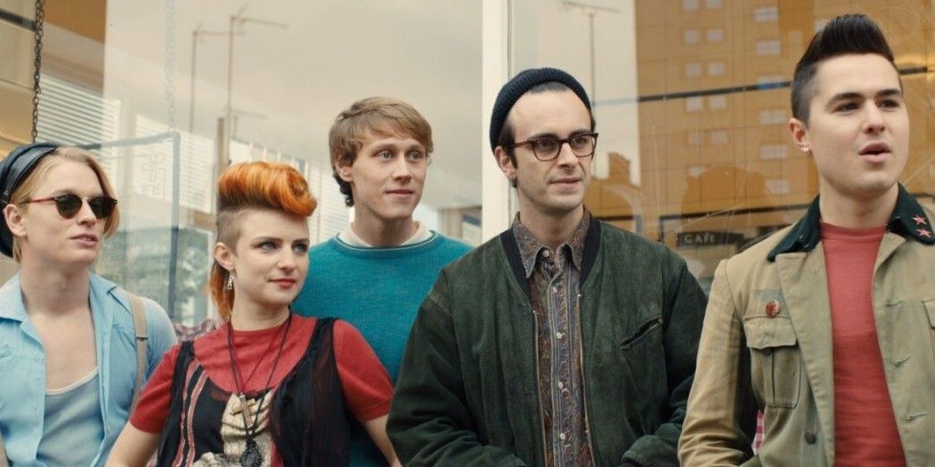 Top 10 George MacKay Movies (According to IMDb)