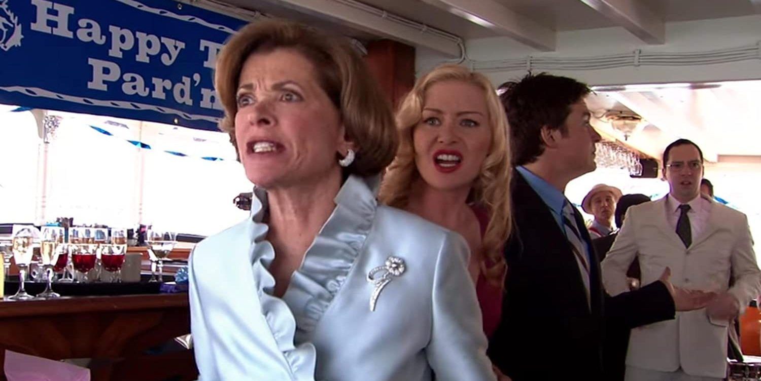 Arrested Development: 5 Reasons The Pilot Is Perfect (& 5 Ways It's Not)